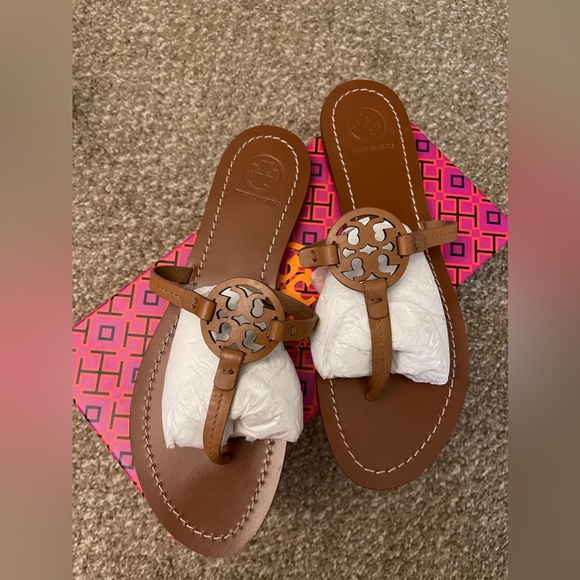Tory Burch | Shoes | Tory Burch Gabriel Flat Thong Sandal | Poshmark